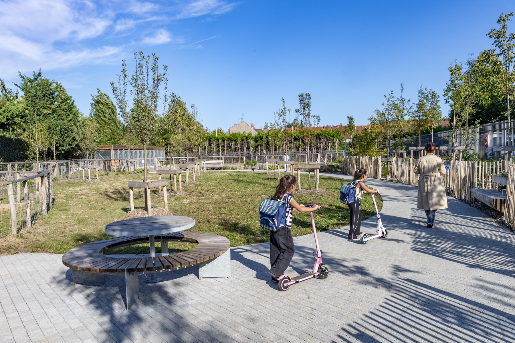 Square Oum Kalthoum / Nature / Découvrir le quartier / Lille-Sud - www ...